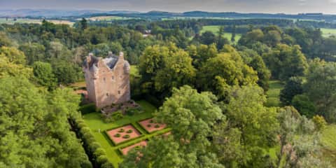 Spedlins Castle | Photo Gallery | Scottish Castle w/ Ghostly History