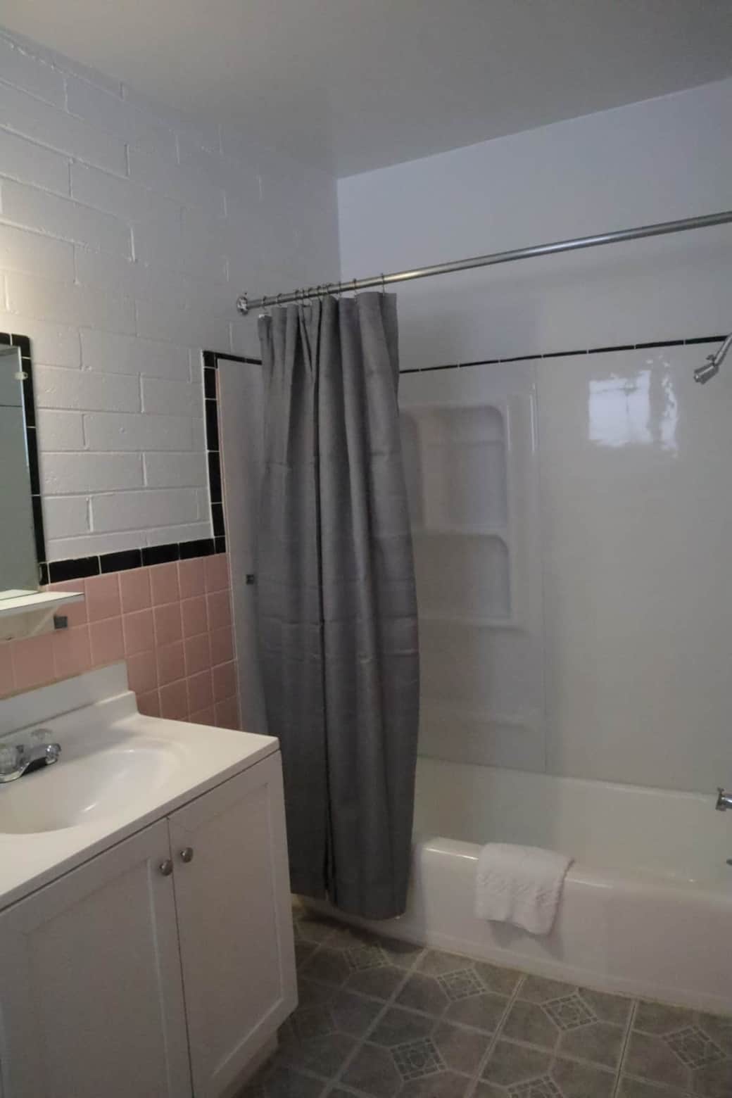 Fleetwood Motel Room #22 - Motel in Cheyenne