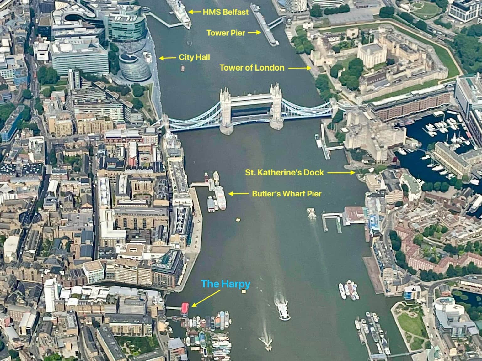 The Harpy Houseboat, Tower Bridge - Direct Bookings Website