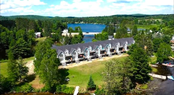 Home [www.scarlettpoint.ca]