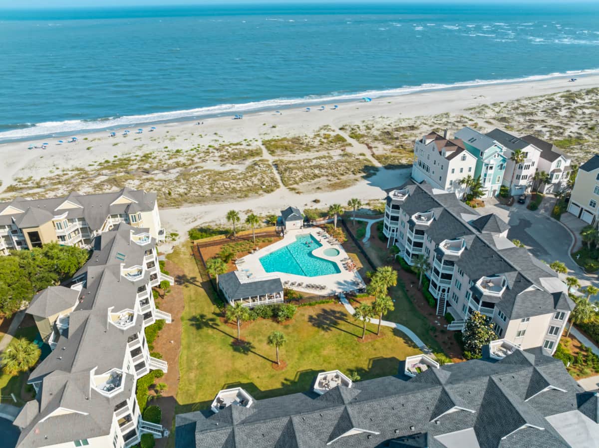 Tidewater H104 - Beach Walkout! Ocean! Pool! - Villa in Isle of Palms