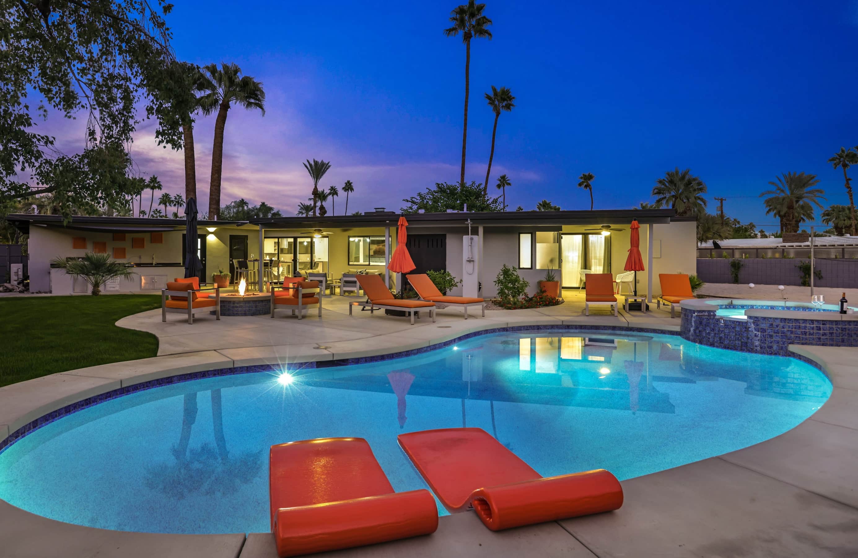 Bungalow Palm (Sunrise Park Oasis) - Palm Springs, CA