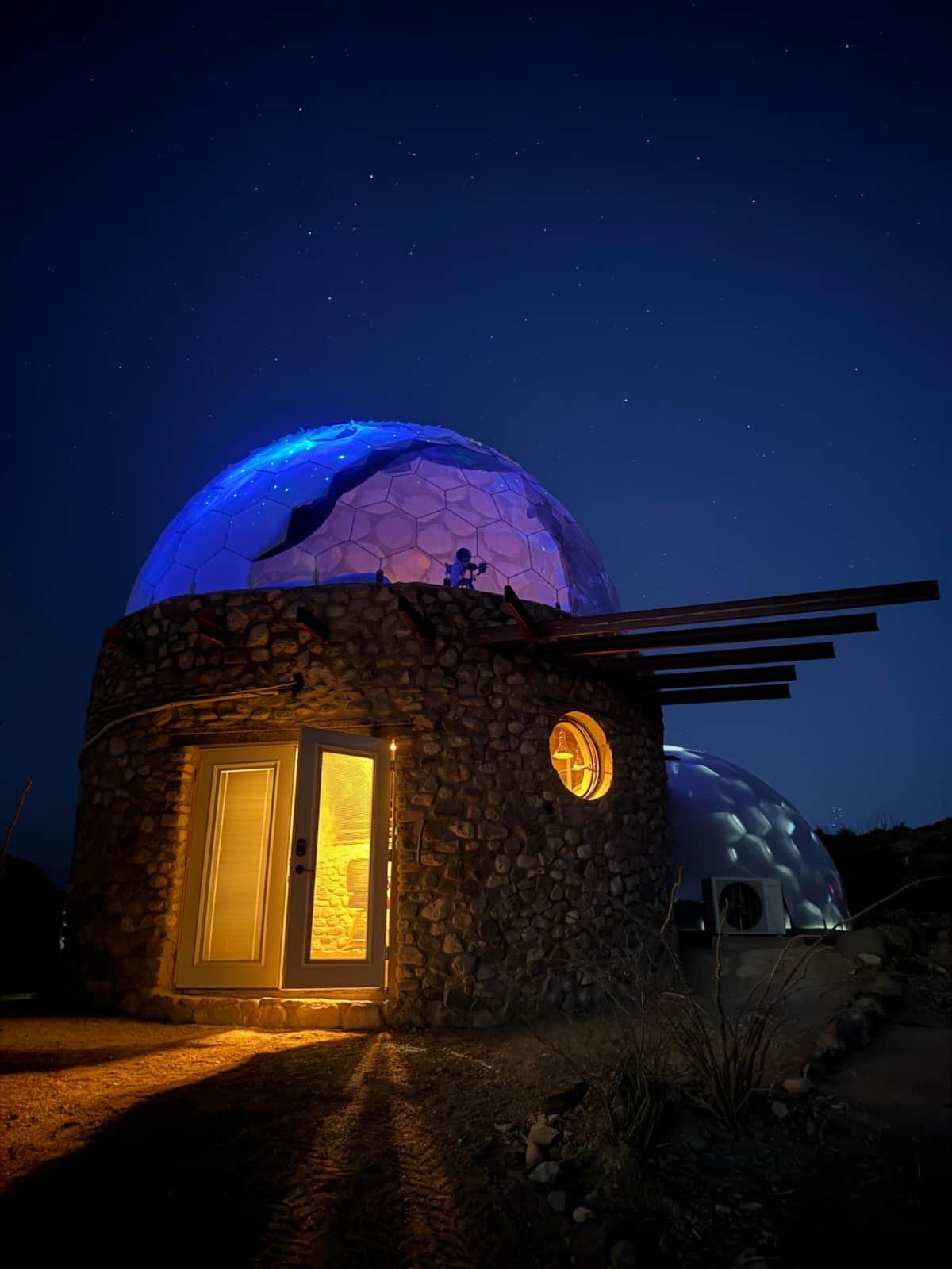 Space Fort 003 - Vacation Home in Brewster County