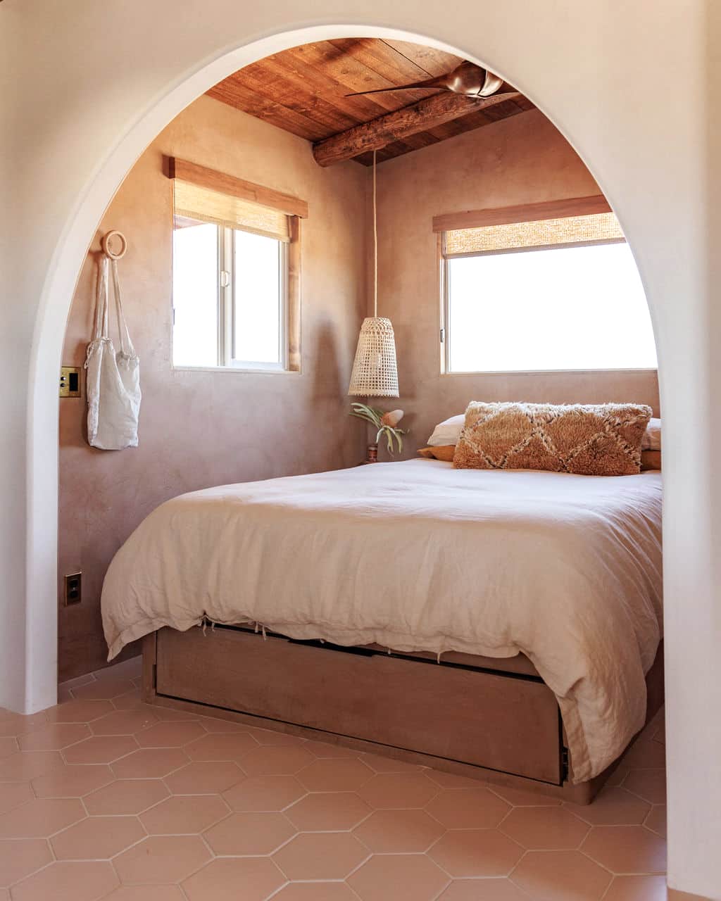 Cabin by The Joshua Tree House - Vacation Home in Joshua Tree