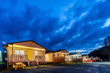 (H) Standard Double Cabin - Cabin in Alert Bay