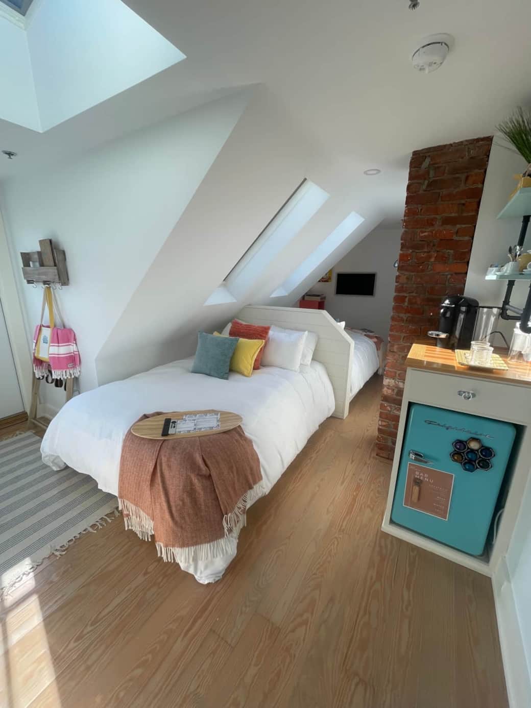 Surf Shack Hotel Room #5 - Hotel in Narragansett