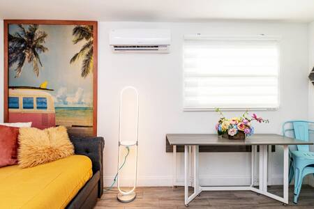 Cool Mini-studio. 3mi To Airport. 11mi To Beach - Miami