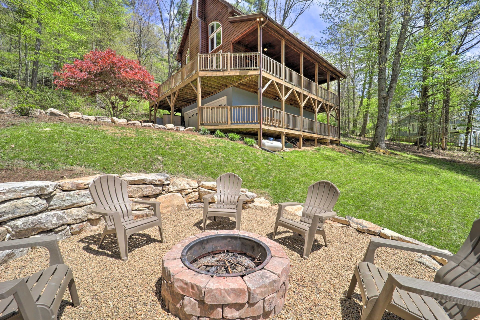 Blue Ridge Pkwy | Hot Tub + Fire Pit | Ev Charger - Boone, NC