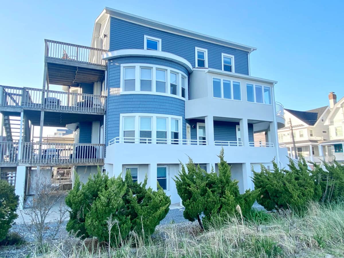 Custom beachfront beach pad - boardwalk walkout - Vacation Home in ...