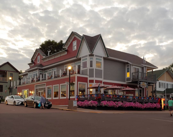 Home [pierplaza.lodgify.com]