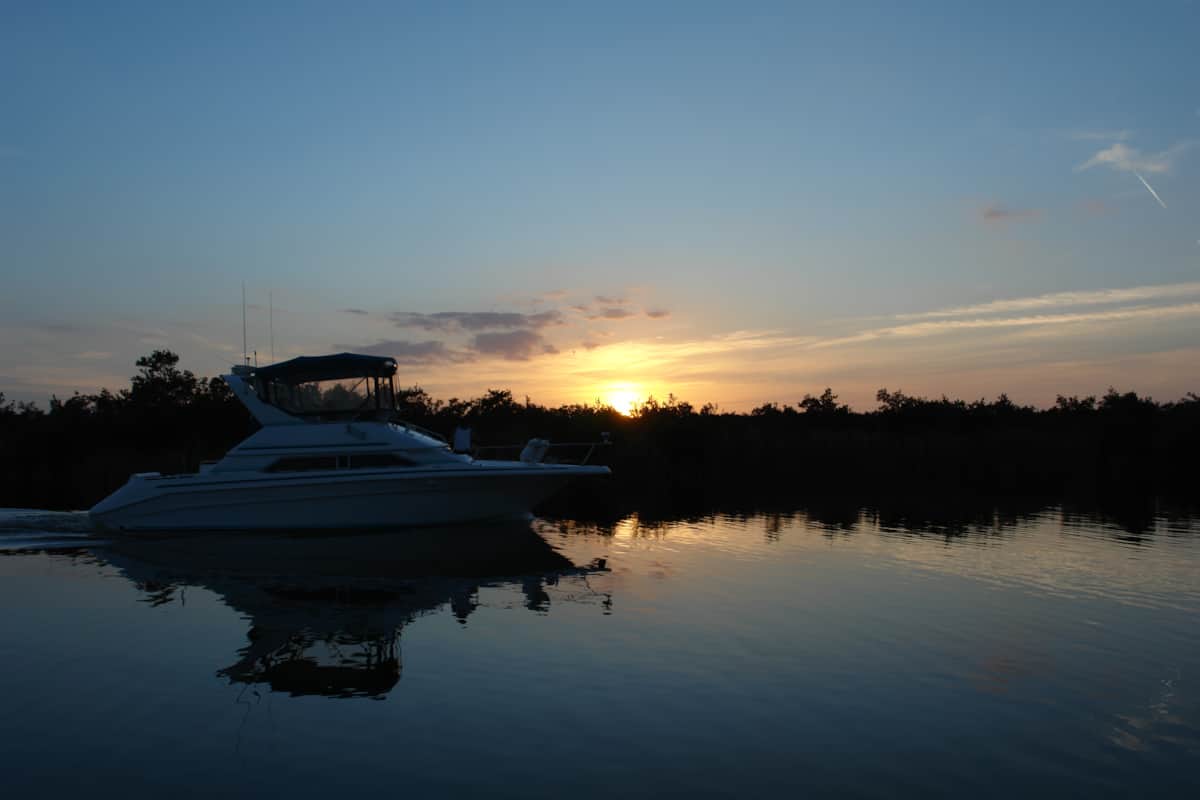 SEASIDE - Important information about boat rental in Cape Coral, Florida