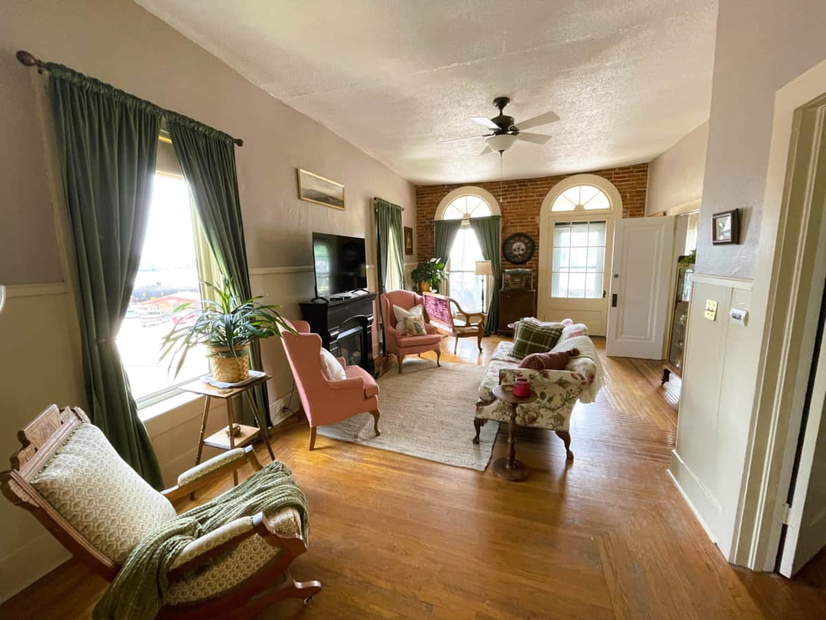 Historic Victorian Apartment - Apartment in McGregor
