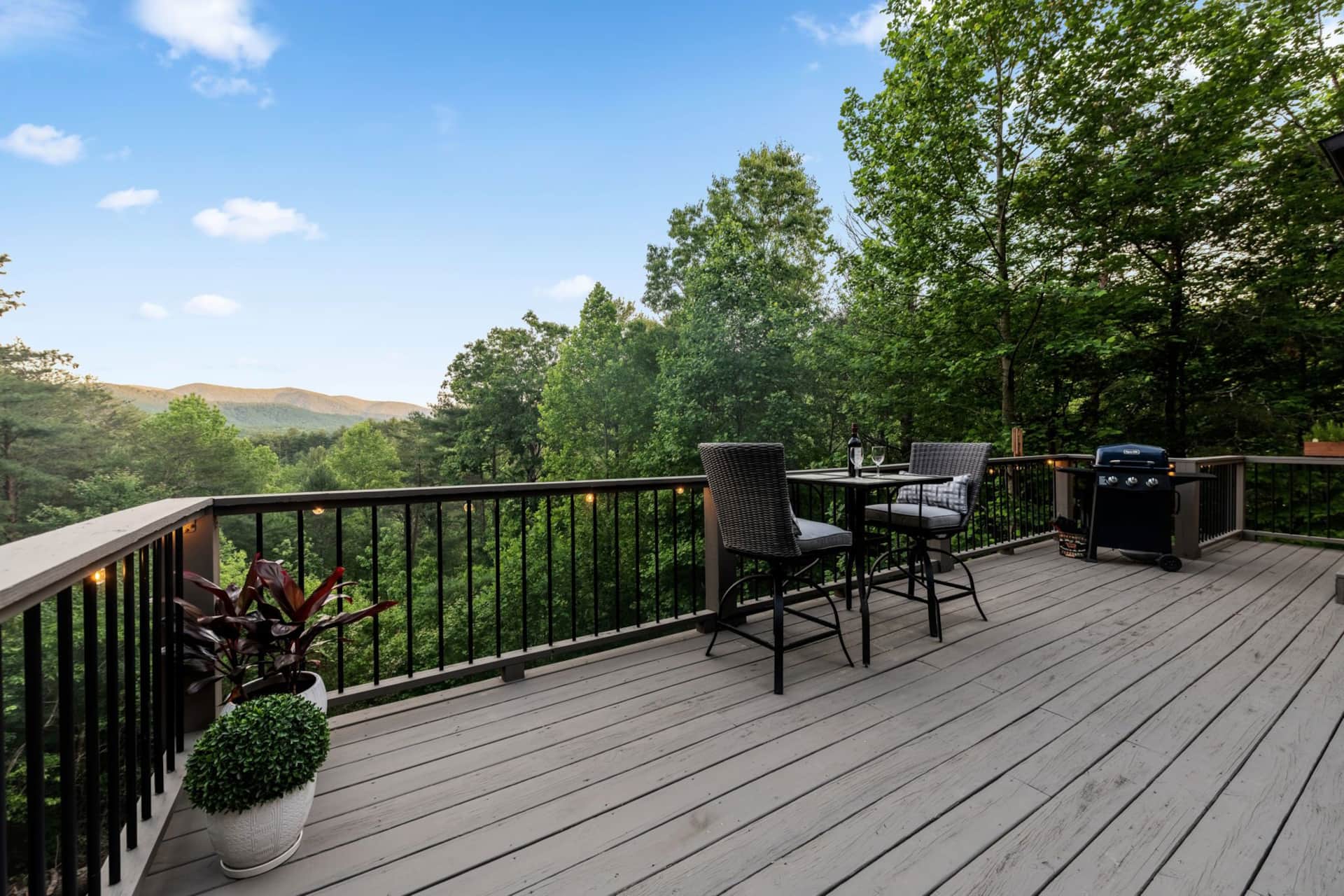 Home [secretboxcabin.com]