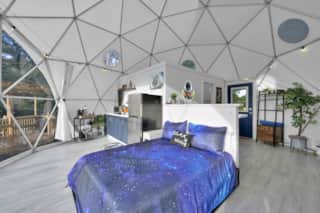 The Best Luxury Glamping Geo Dome, Mirror House Cabin, and more In ...