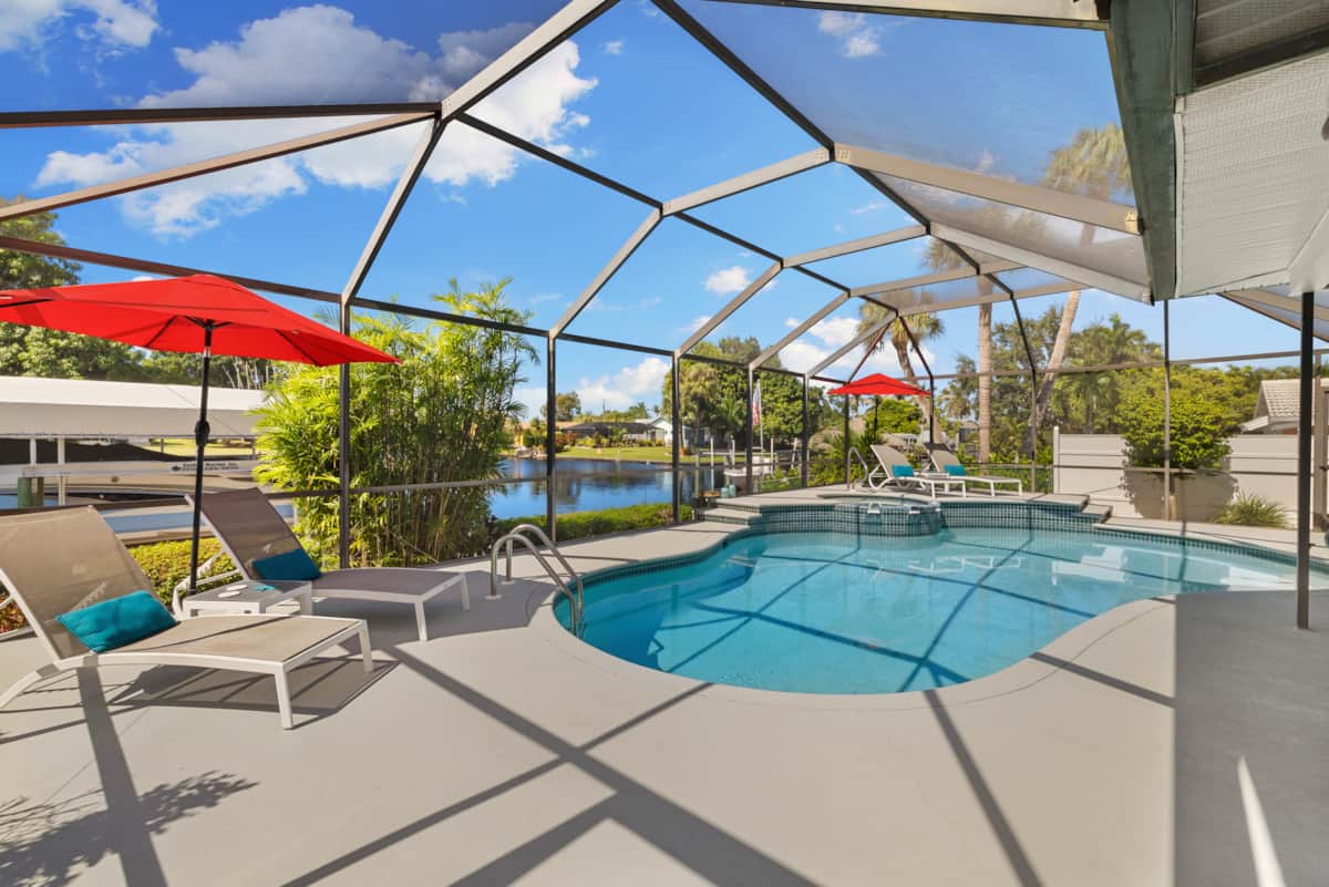 NEW - SEASIDE VILLA SOUTHERN BELLE - Vacation Home in Cape Coral