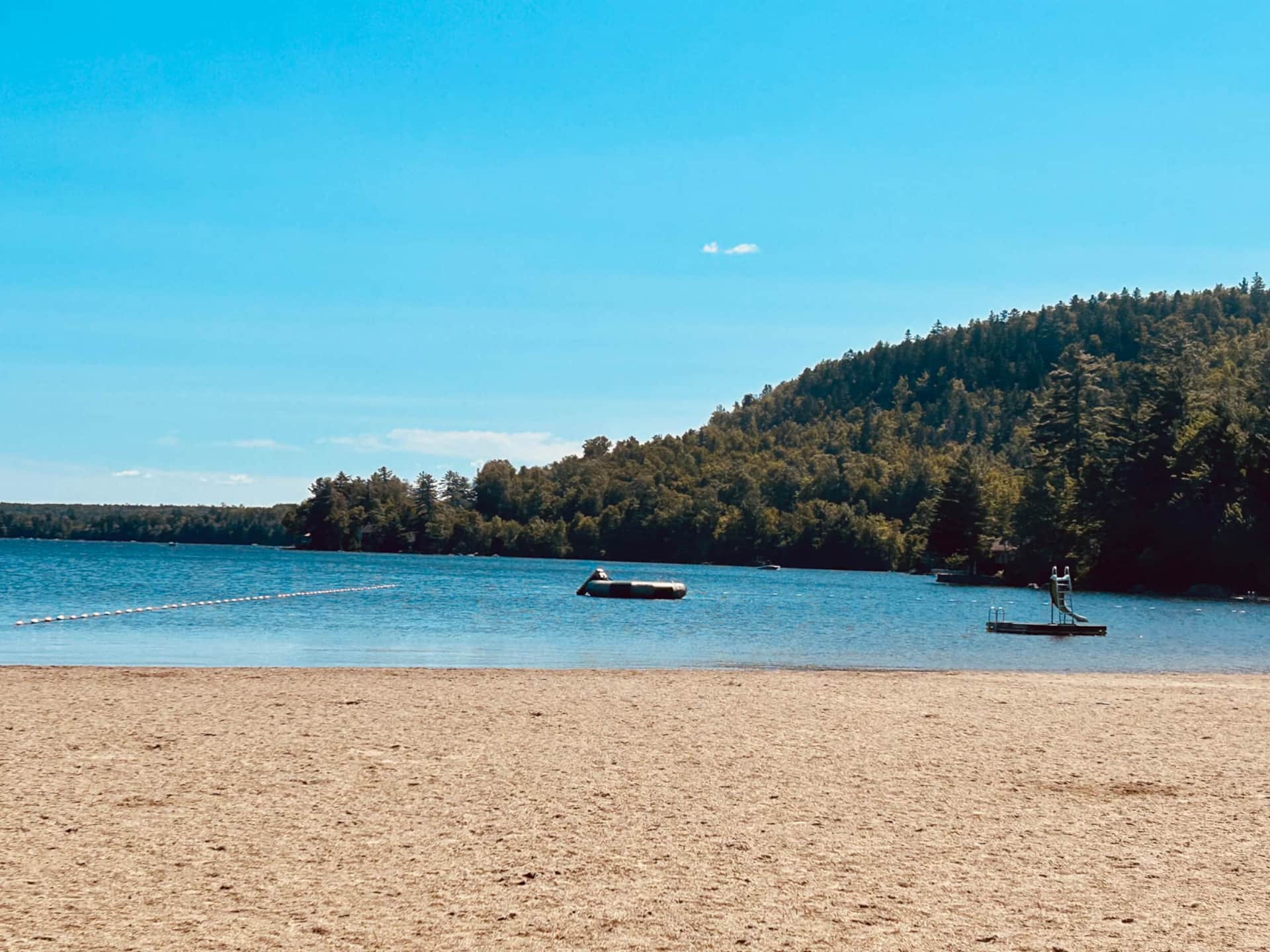 Home [jenkinsbeach.lodgify.com]
