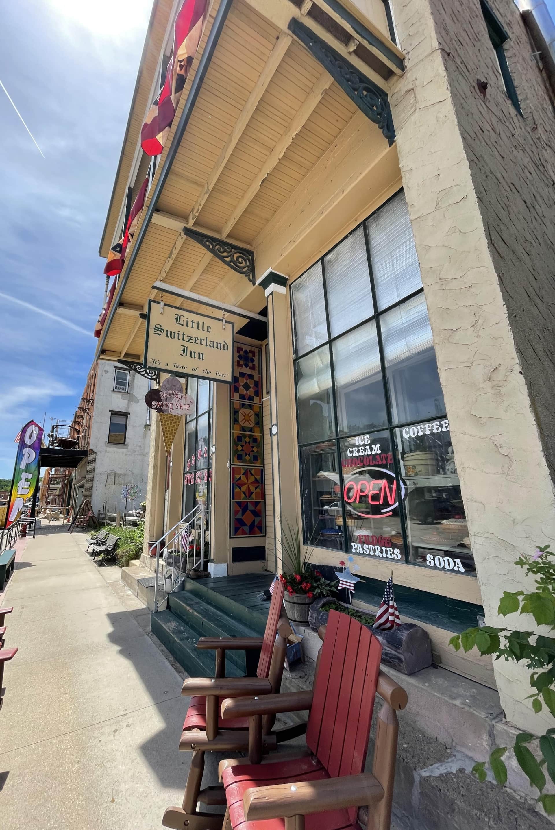 Little Switzerland Inn - Historic Inn