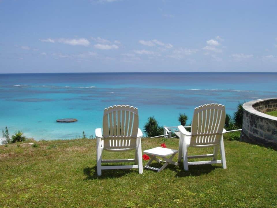 Sea Song Cottage at Marley Beach, Bermuda - Vacation Home in Hamilton