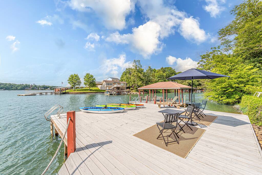 Lake Hickory Trio 3br Blue Unit - Hickory, NC