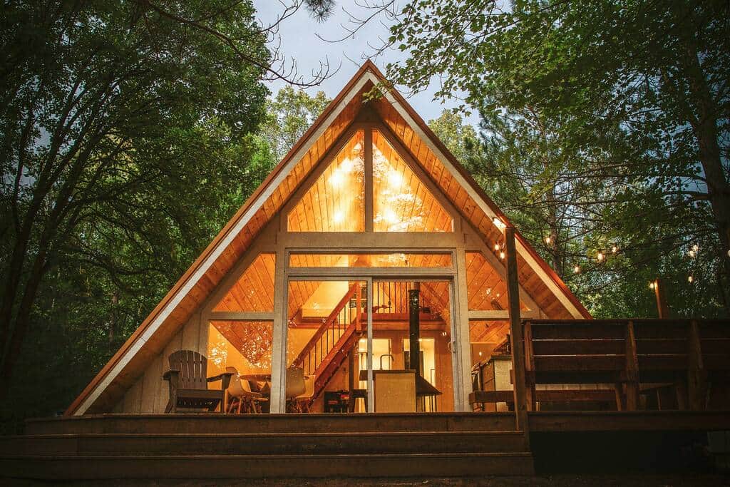Stylle Hytte ///\ Northern Cabin Retreat - Vacation Home in Whited Township