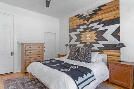 Lawless Rico: Enterprise Suite - Apartment in Rico