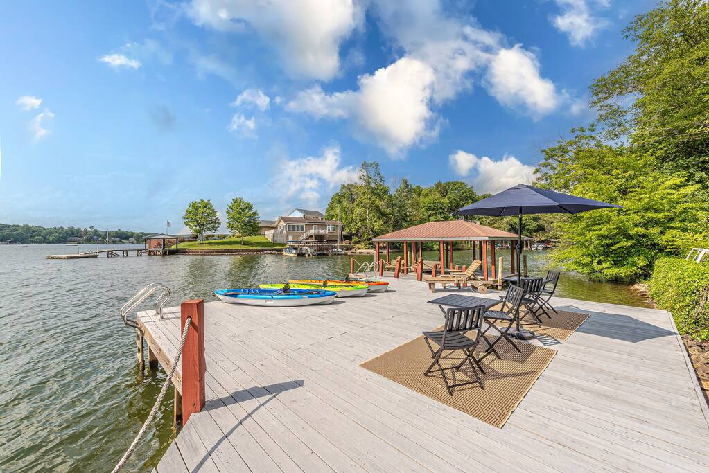 Lake Hickory Trio W/boat Slip - Hickory, NC