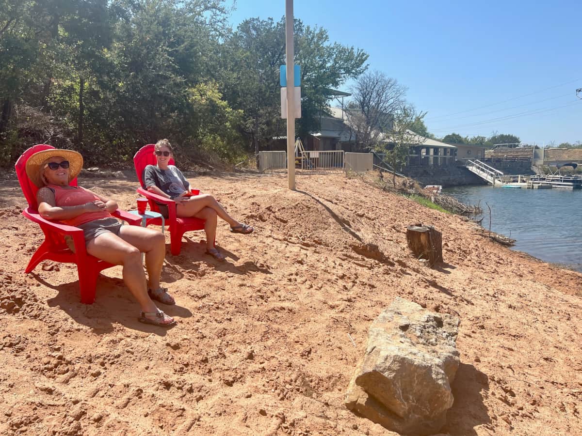 Lake Godstone | Graford | Lodge | Cabins | Camping | Fishing |Sports