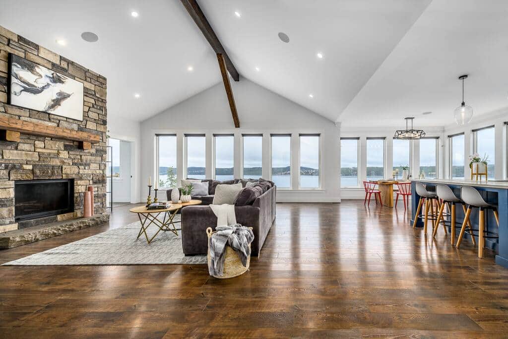 Saltwater Manor - Gallery