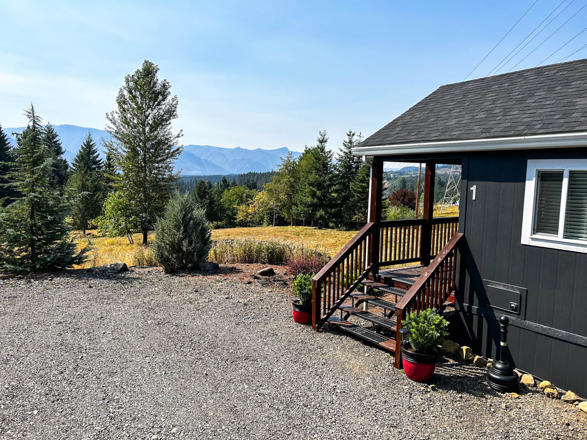 Home [maplewaycabins.com]