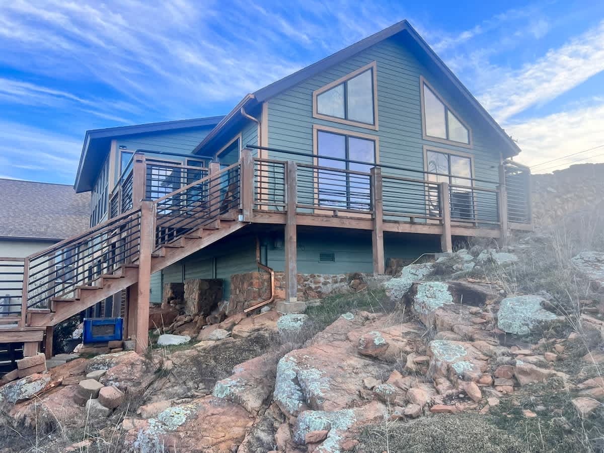 Book A Riverside Stay W/hot Tub-sleeps 17 +Parking - Medicine Park, OK