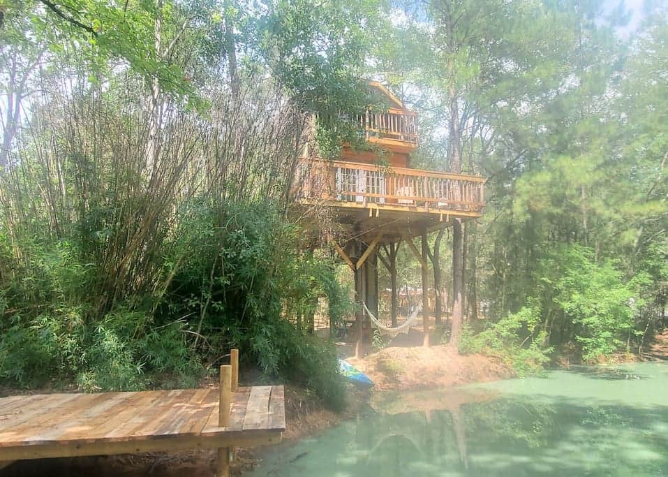 Waterfront Treehouse In A Magical Forest! - Vacation Home in Grimes County
