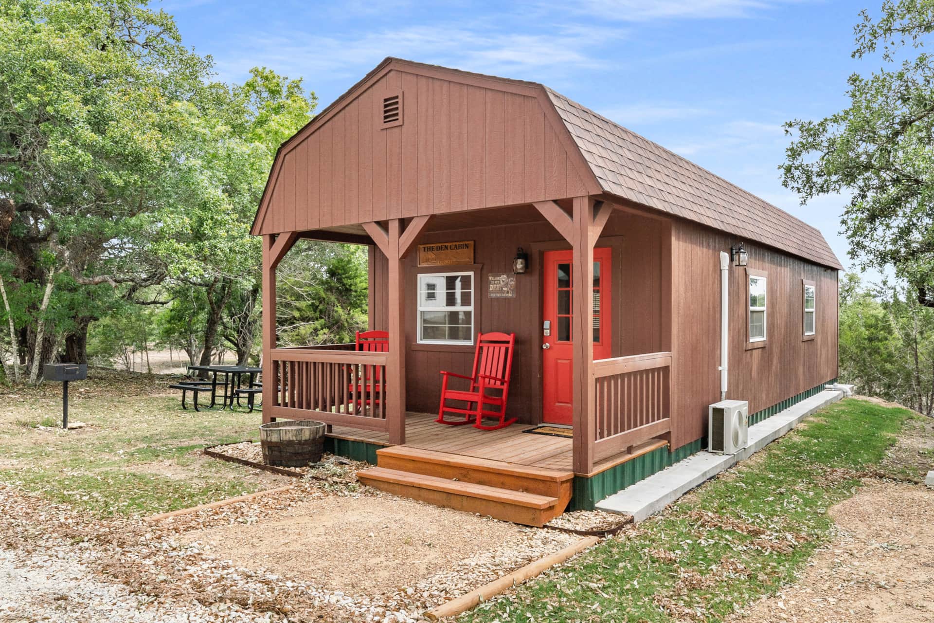 Home [www.landjranchtx.com]