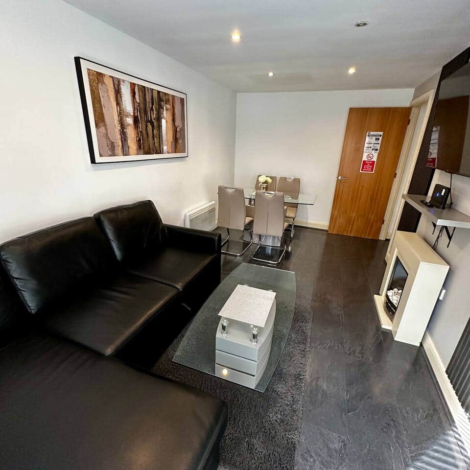 2 Bedroom Flat Ground Floor Town Centre - Apartment in Colchester