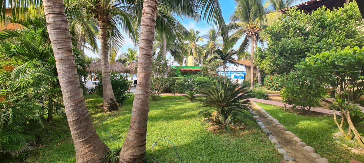 Quinto Sol Troncones - Beachfront hotel