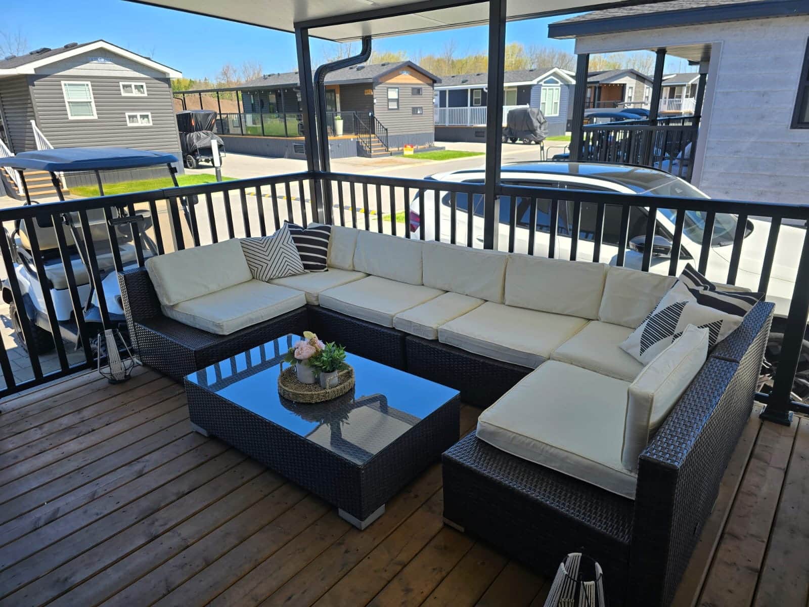 ANASUS RETREAT QMD 217 - Home