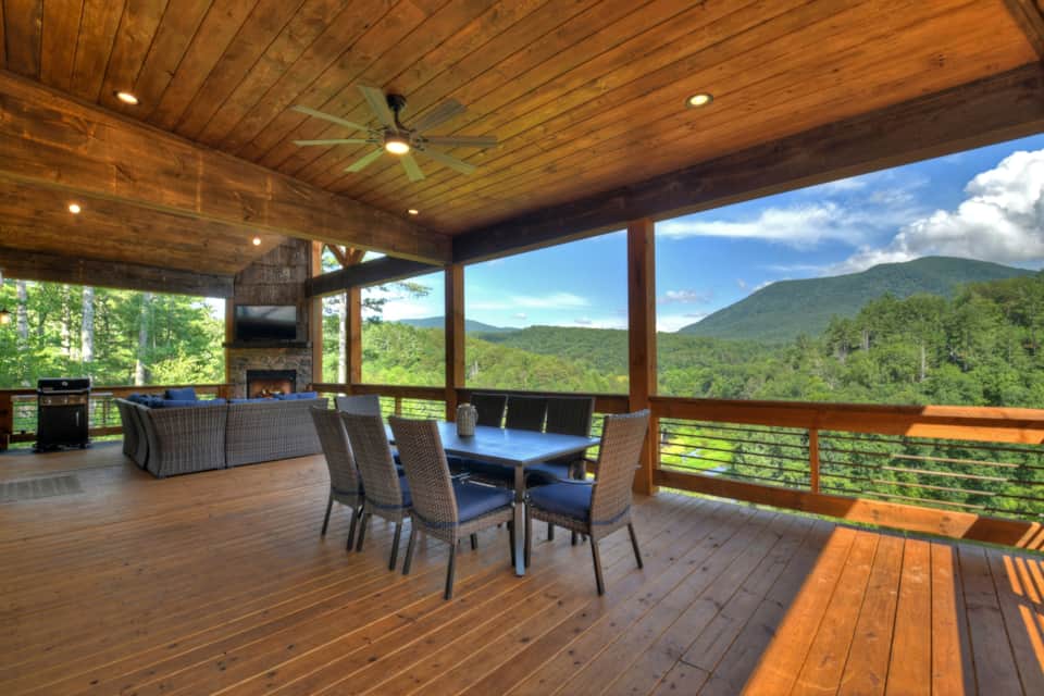 Home [overlookathiddenlake.com]