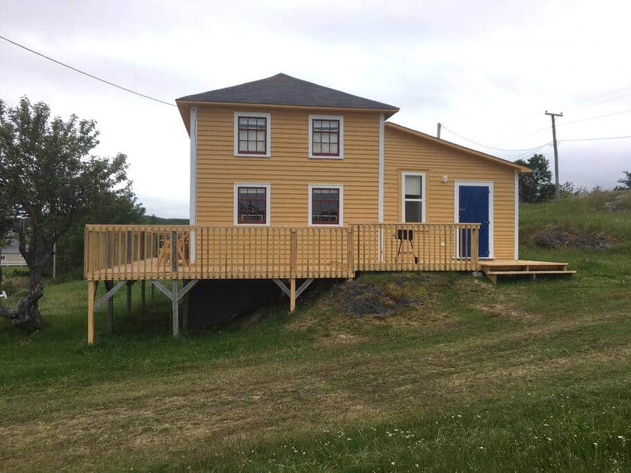 Dory Buff House - Vacation Home in Newfoundland and Labrador