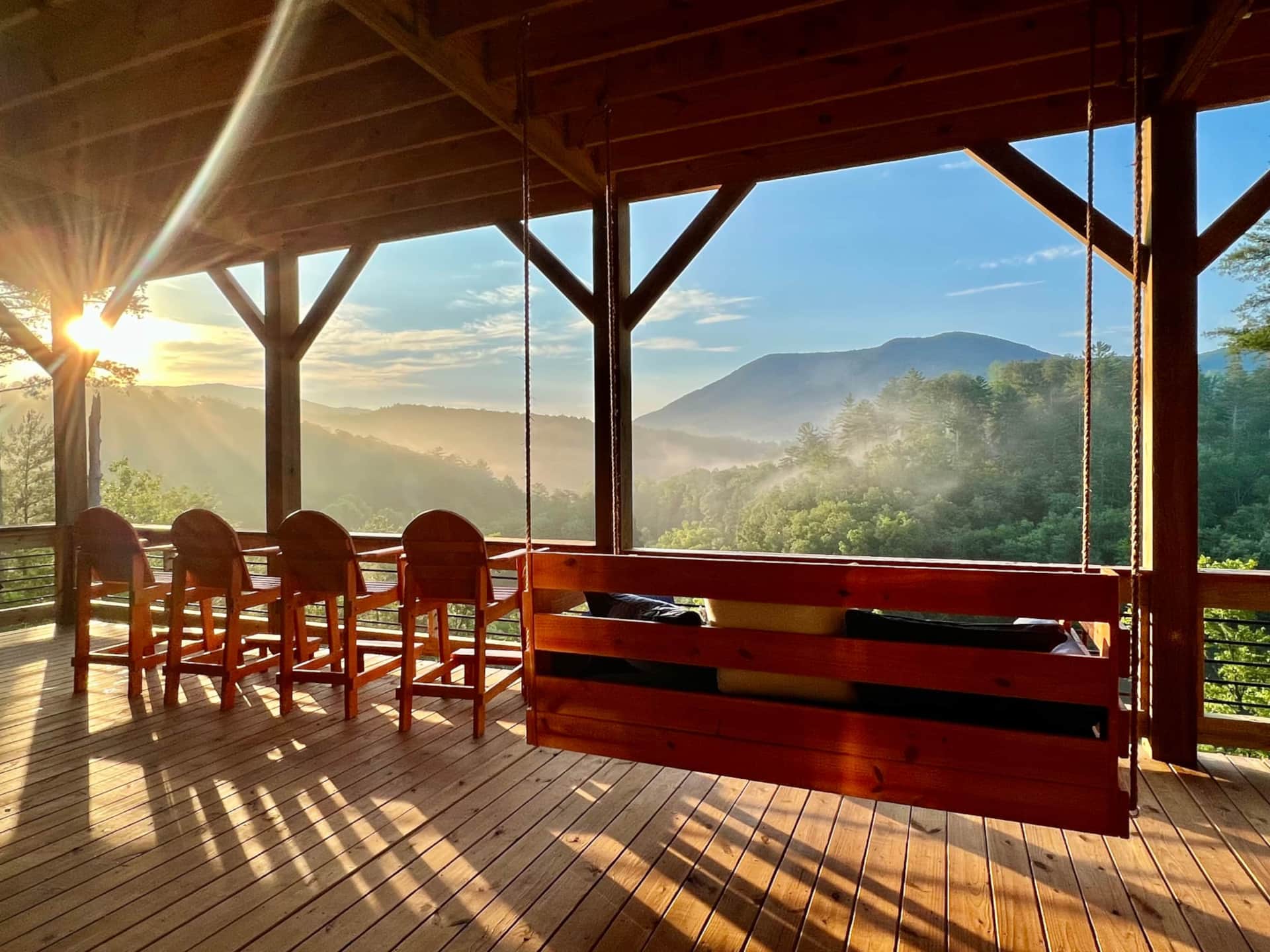 Home [overlookathiddenlake.com]