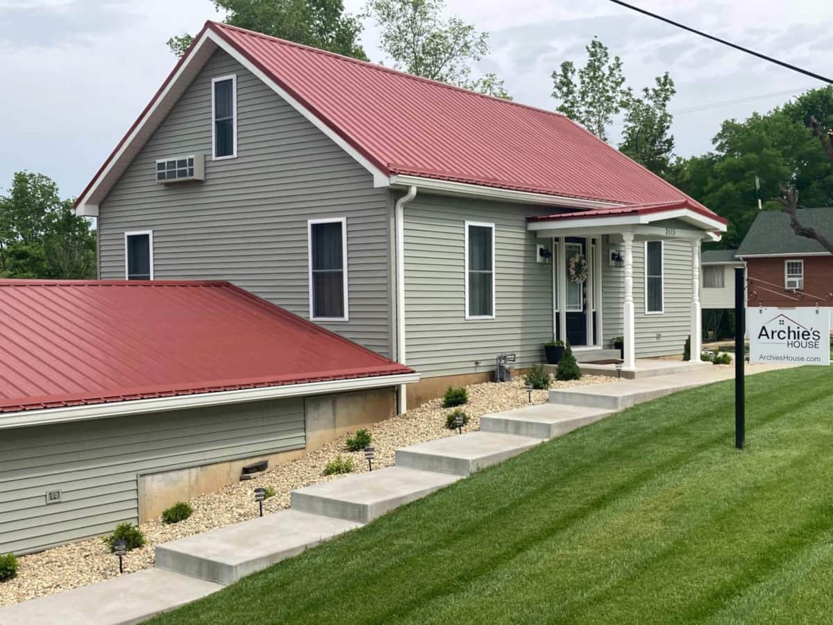 Home [archieshouse.com]