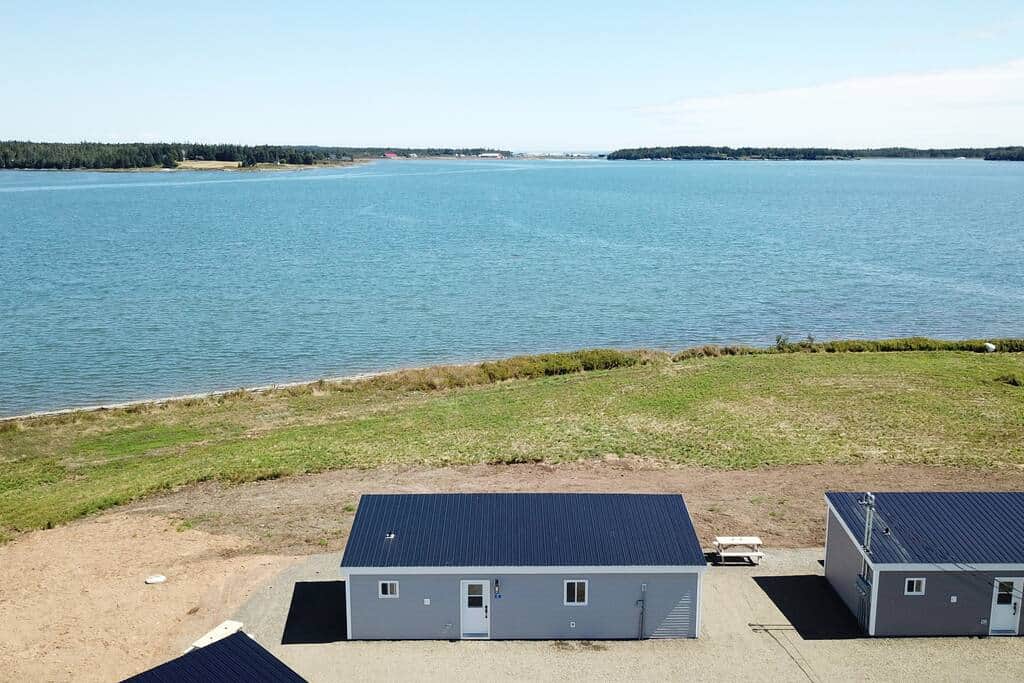 Beach Glass - Pet Friendly, 2 Bedroom Oceanfront Cottage - Vacation ...