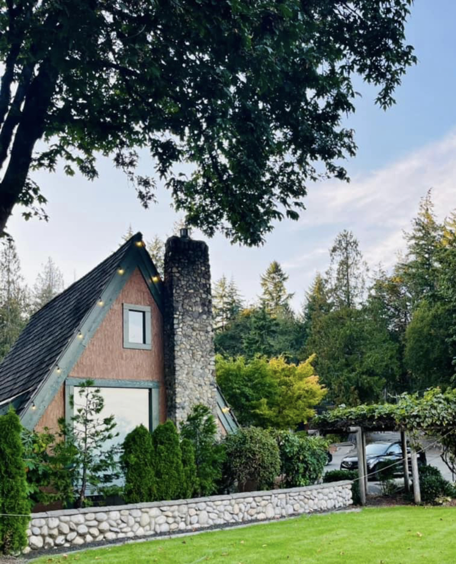 Home [www.robinhoodvillageresort.com]