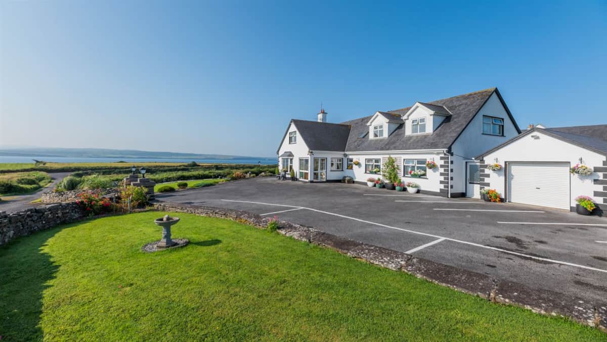 Sea Haven - Stunning Sea Views! - Vacation Home in County Clare