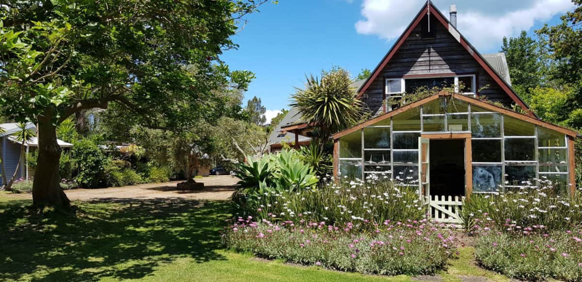 Fossil Bay Lodge - Waiheke Island's Top Glamping Destination