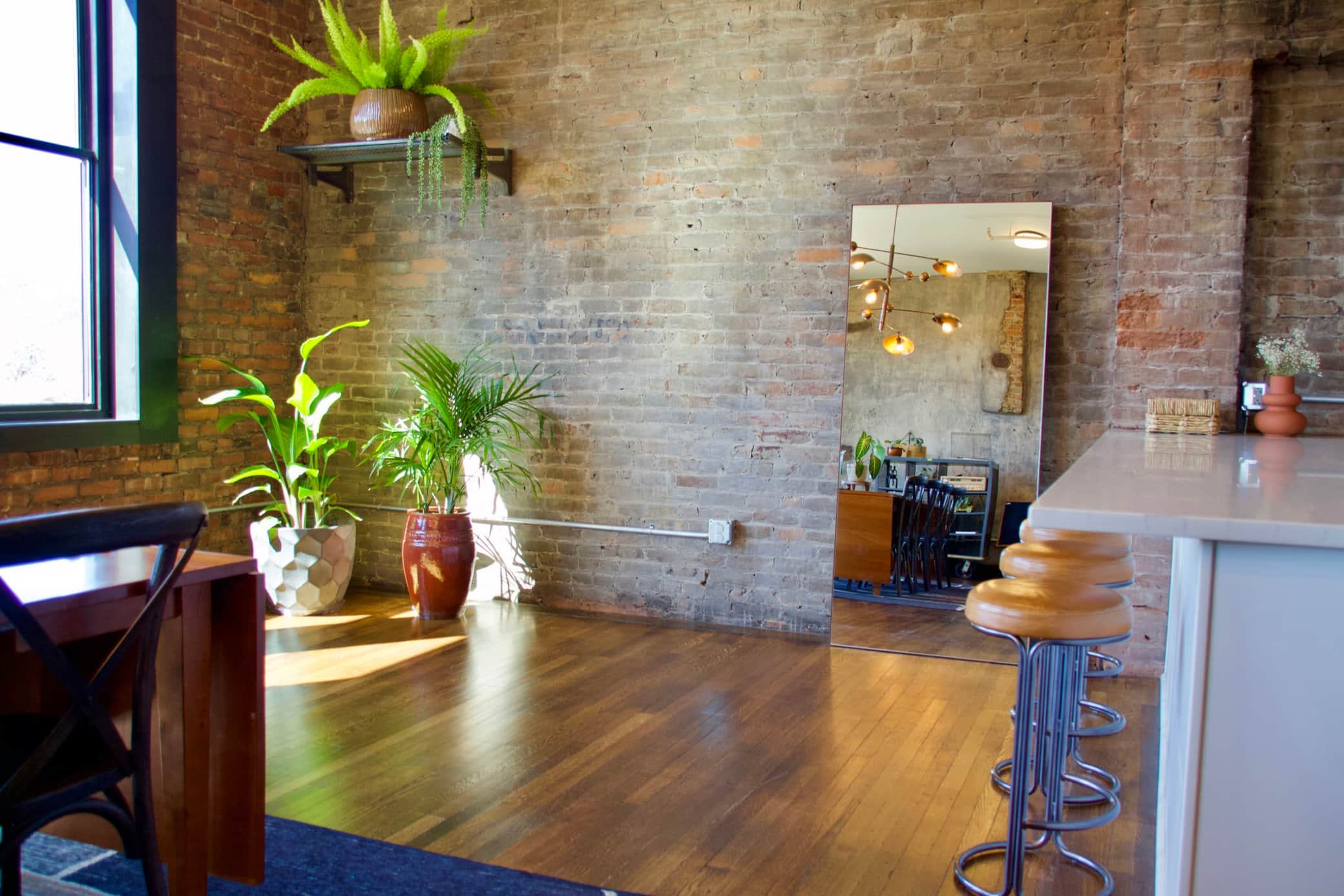 Home [waterfronthall.lodgify.com]