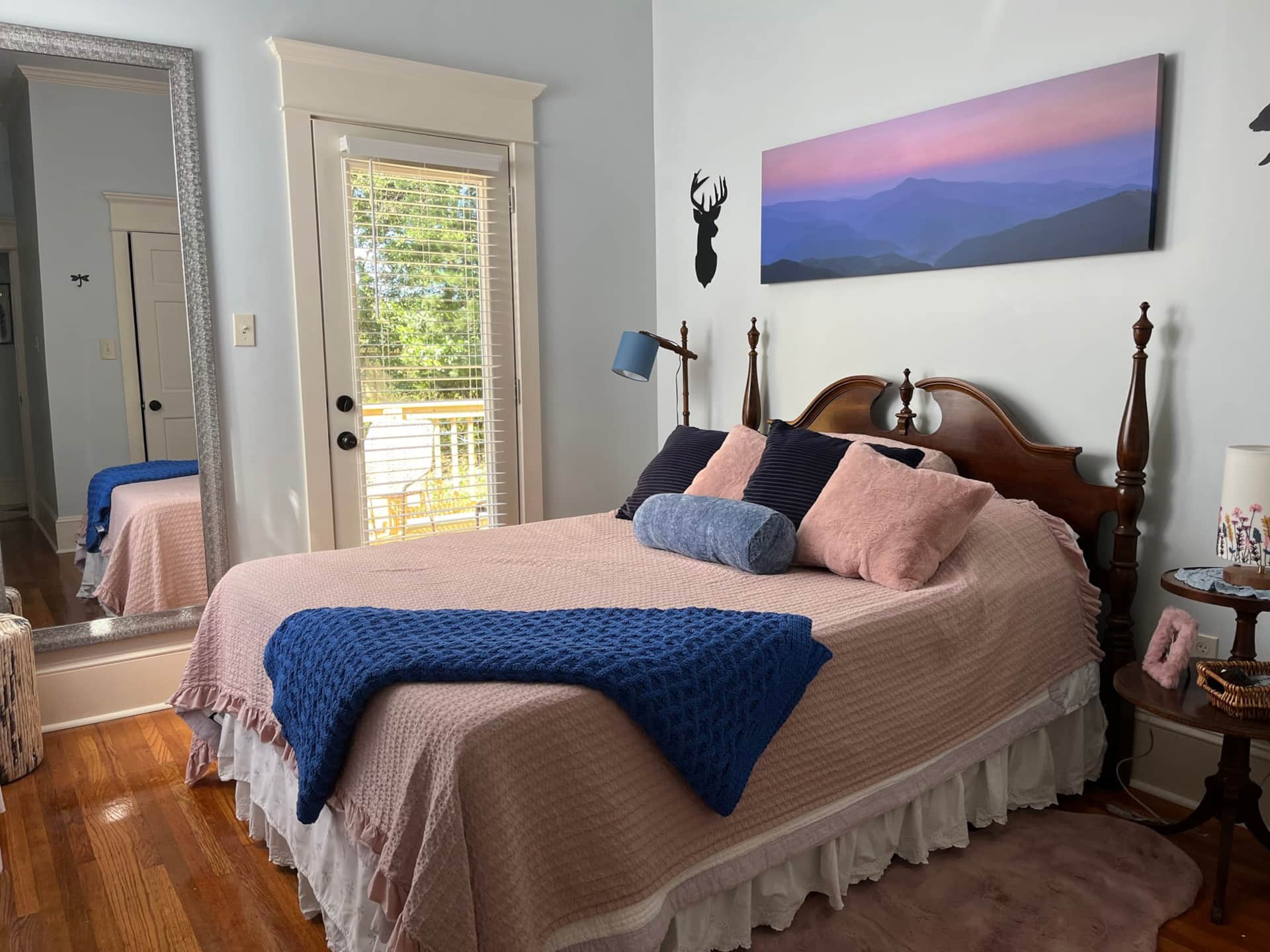 Cozy Bed & Breakfast at The Dragonfly Inn | Boutique Charm & Delicious ...