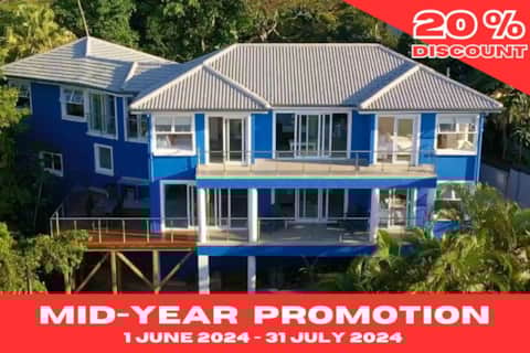 The Ballito Big Blue Luxury Ocean Villa - Vacation Home in Dolphin Coast