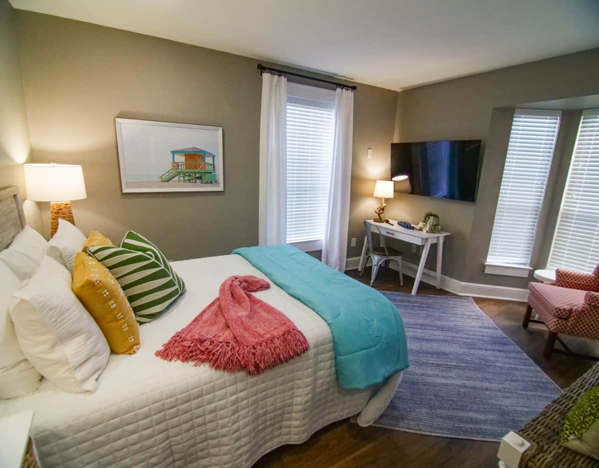 The Capitol Inn - Destin Room - Queen bed - Room in Tallahassee