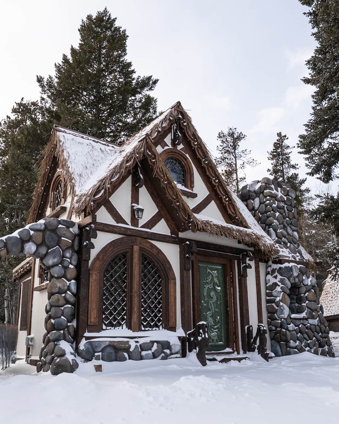Snow White's at Crowsnest Pass - Cabin in Crowsnest Pass