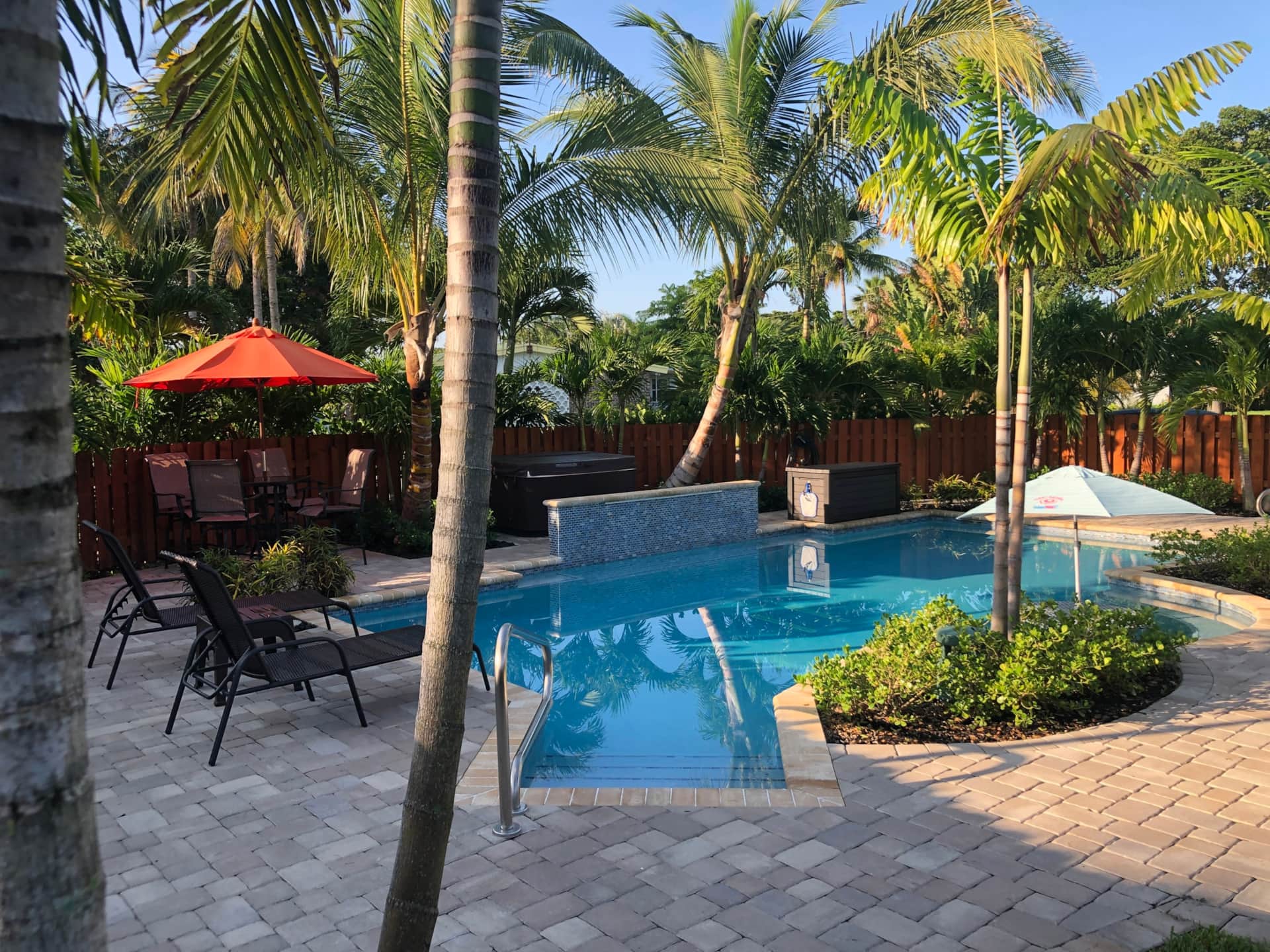 Billy's Resort-Wilton Manors-Clothing Optional-Male only