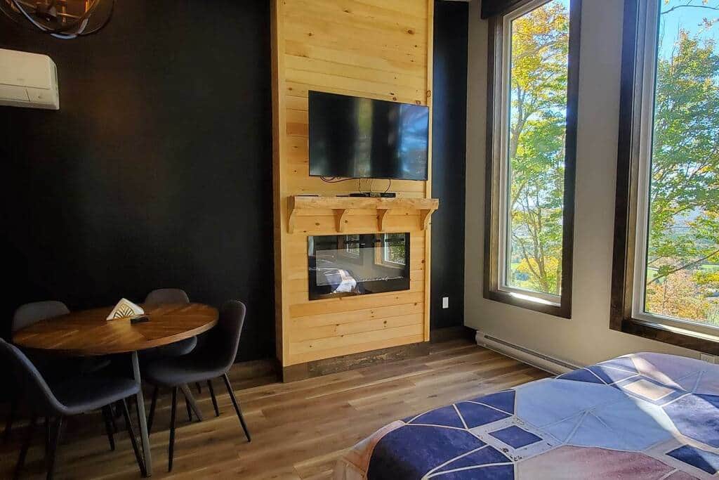 #5 Alex's Treehouse at Valley View Chalets - Cabin in Inverness County